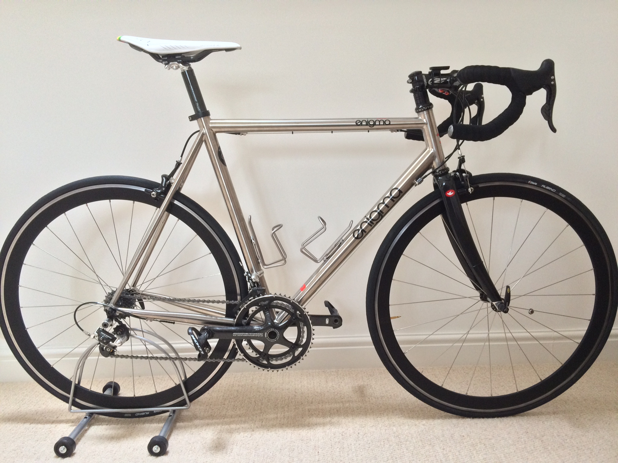 Gallery | Strada Hand Built Wheels